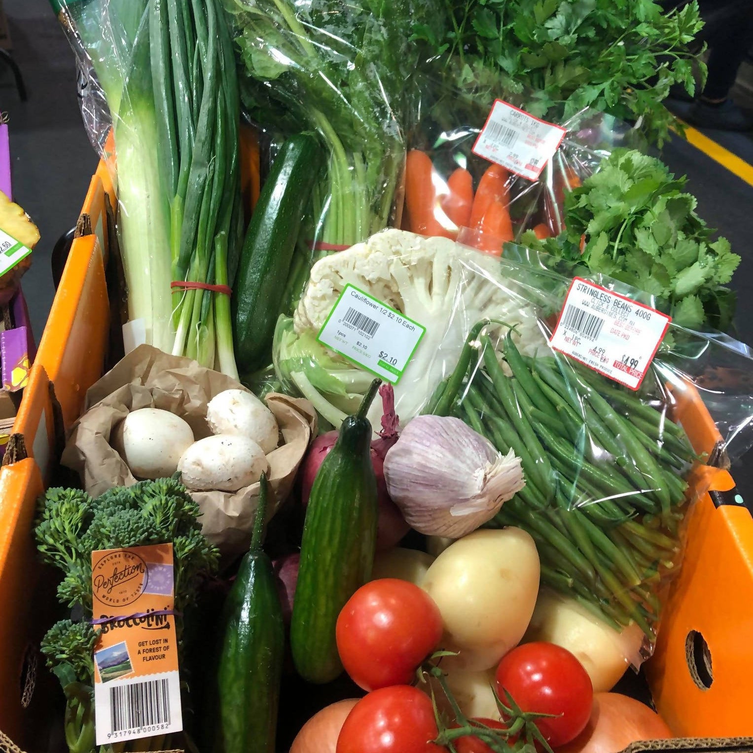 Green Lovers Vegetable Box - $50